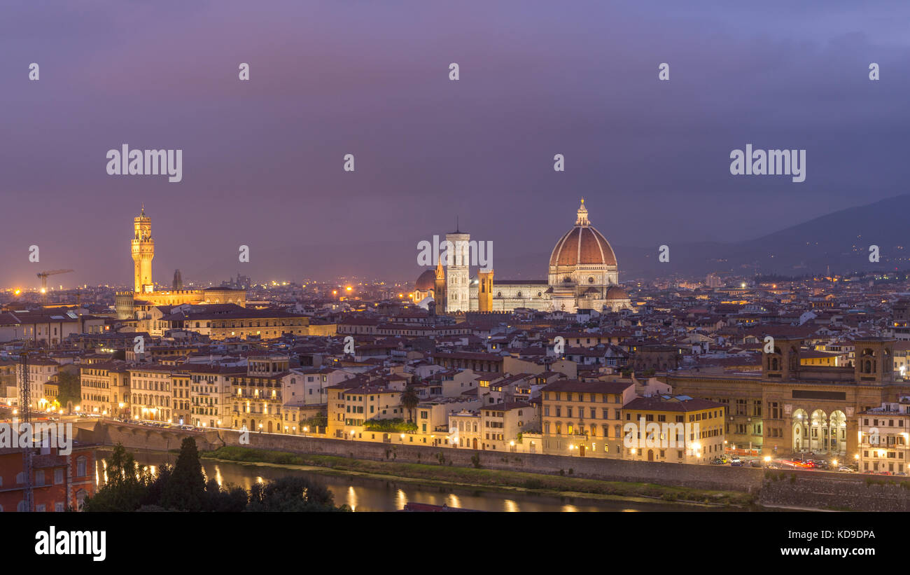 Florence nightscape hi-res stock photography and images - Alamy