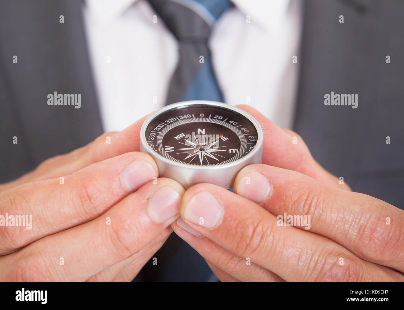 Guide looking for business hi-res stock photography and images - Alamy