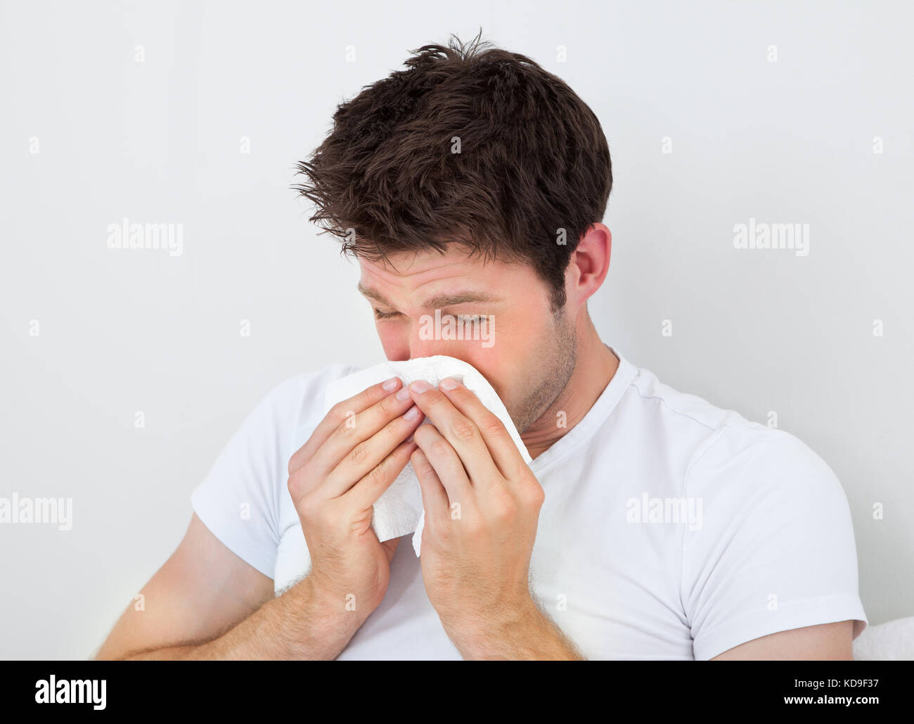 White tissue hi-res stock photography and images - Alamy