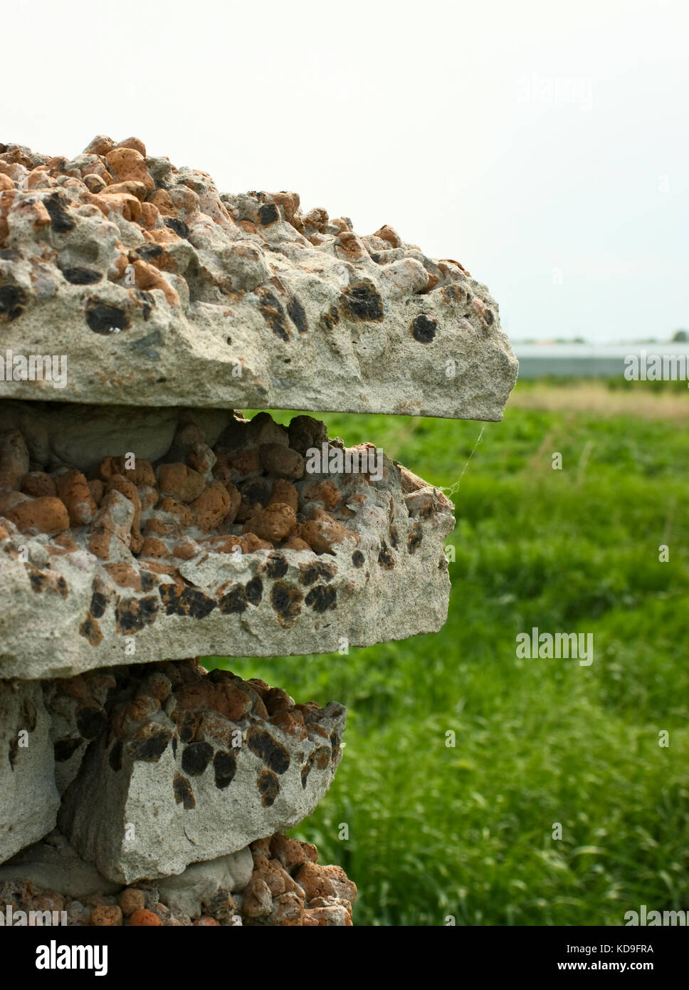 Stone wall background angle hi-res stock photography and images - Alamy