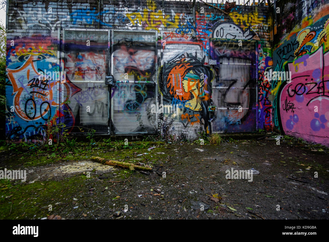 A multi painted graffiti wall Stock Photo - Alamy