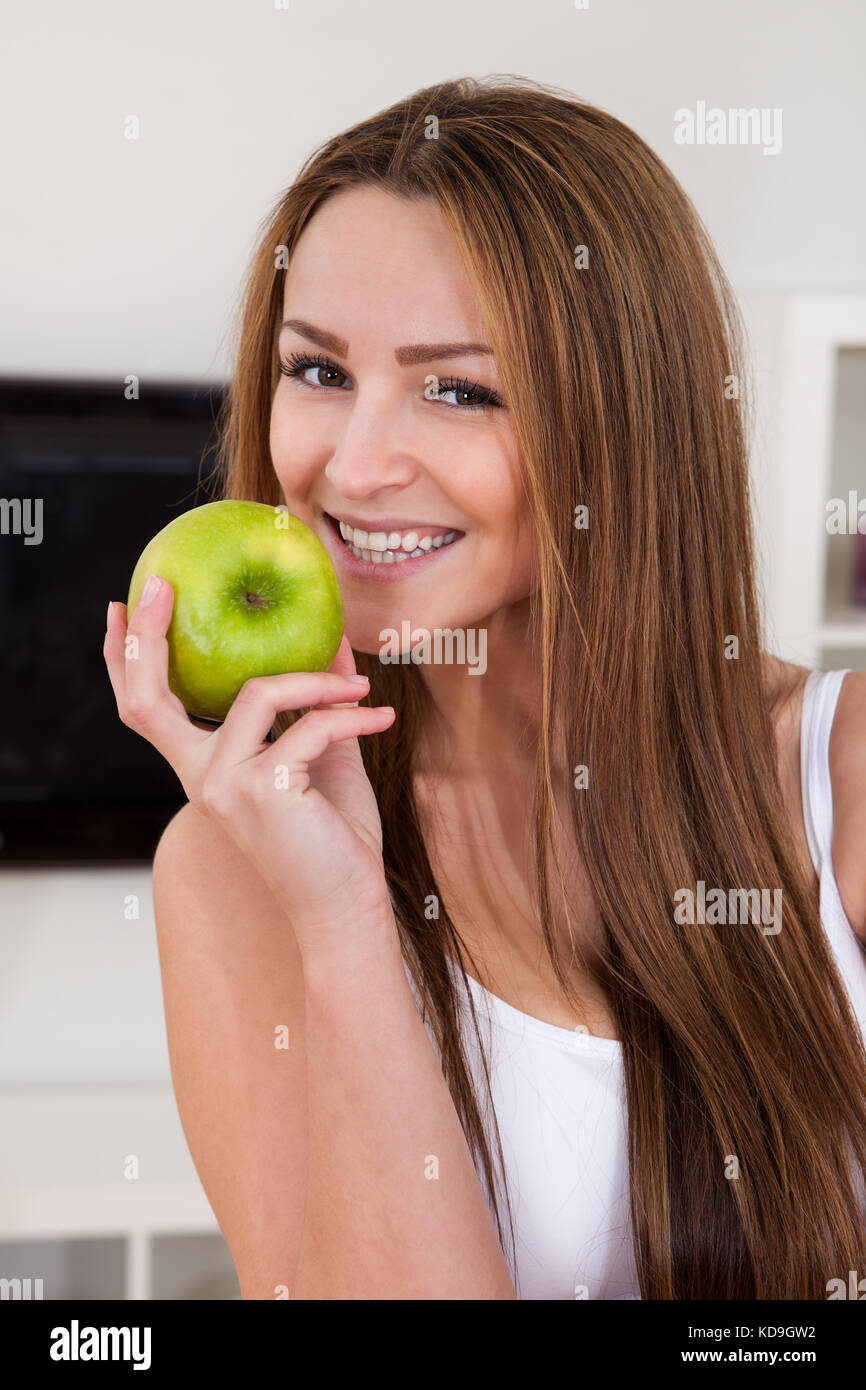 Happy apple hi-res stock photography and images - Alamy