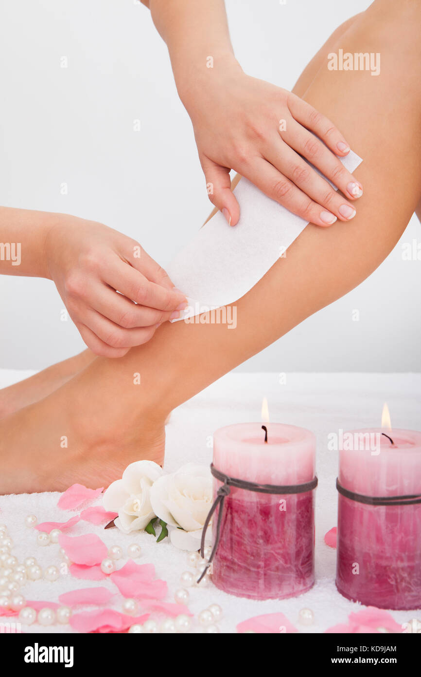 Beautician wax hi-res stock photography and images - Alamy