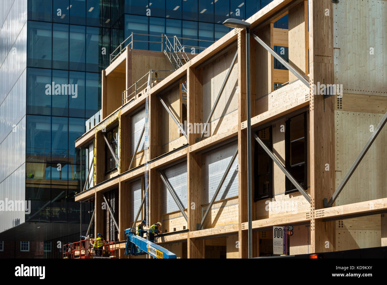 Timber frame framework hi-res stock photography and images - Alamy