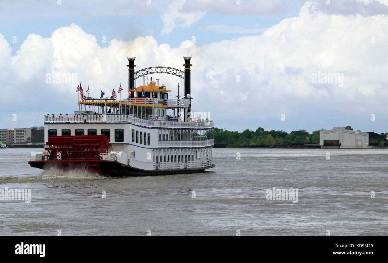Mississippi steamboat historical hi-res stock photography and images ...