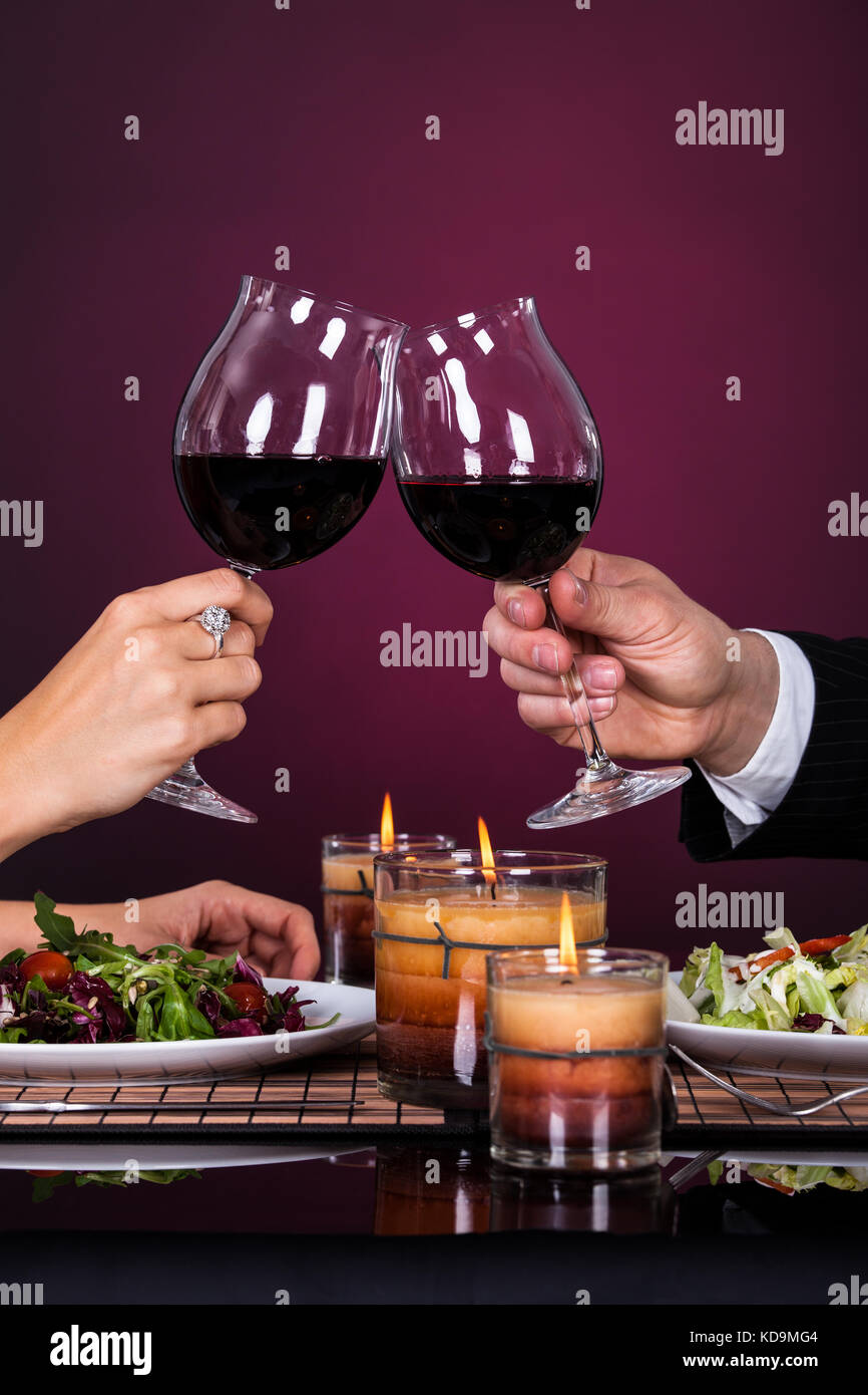 Wine glass close up hands hi-res stock photography and images - Alamy