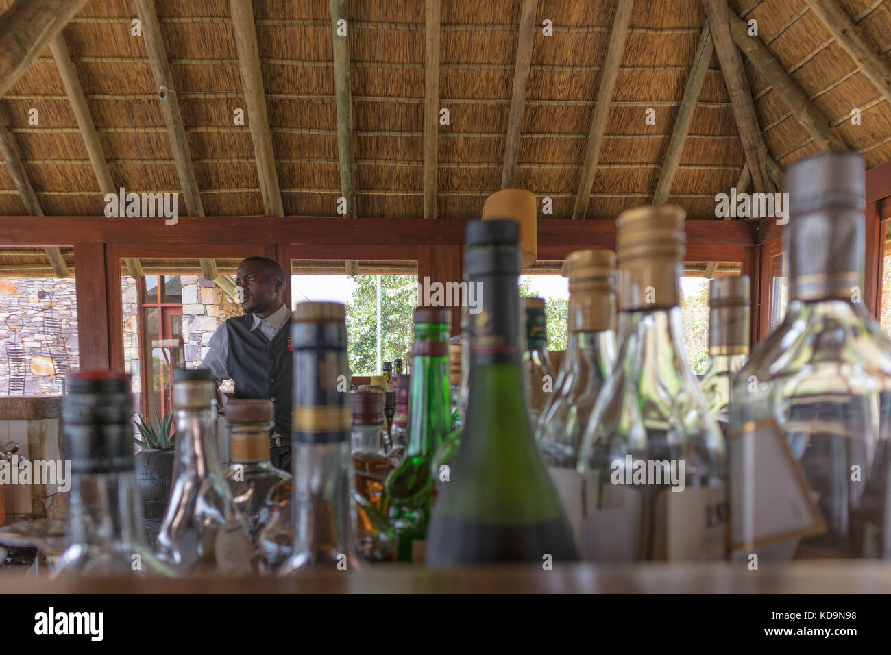 African woman at bank counter hi-res stock photography and images - Alamy