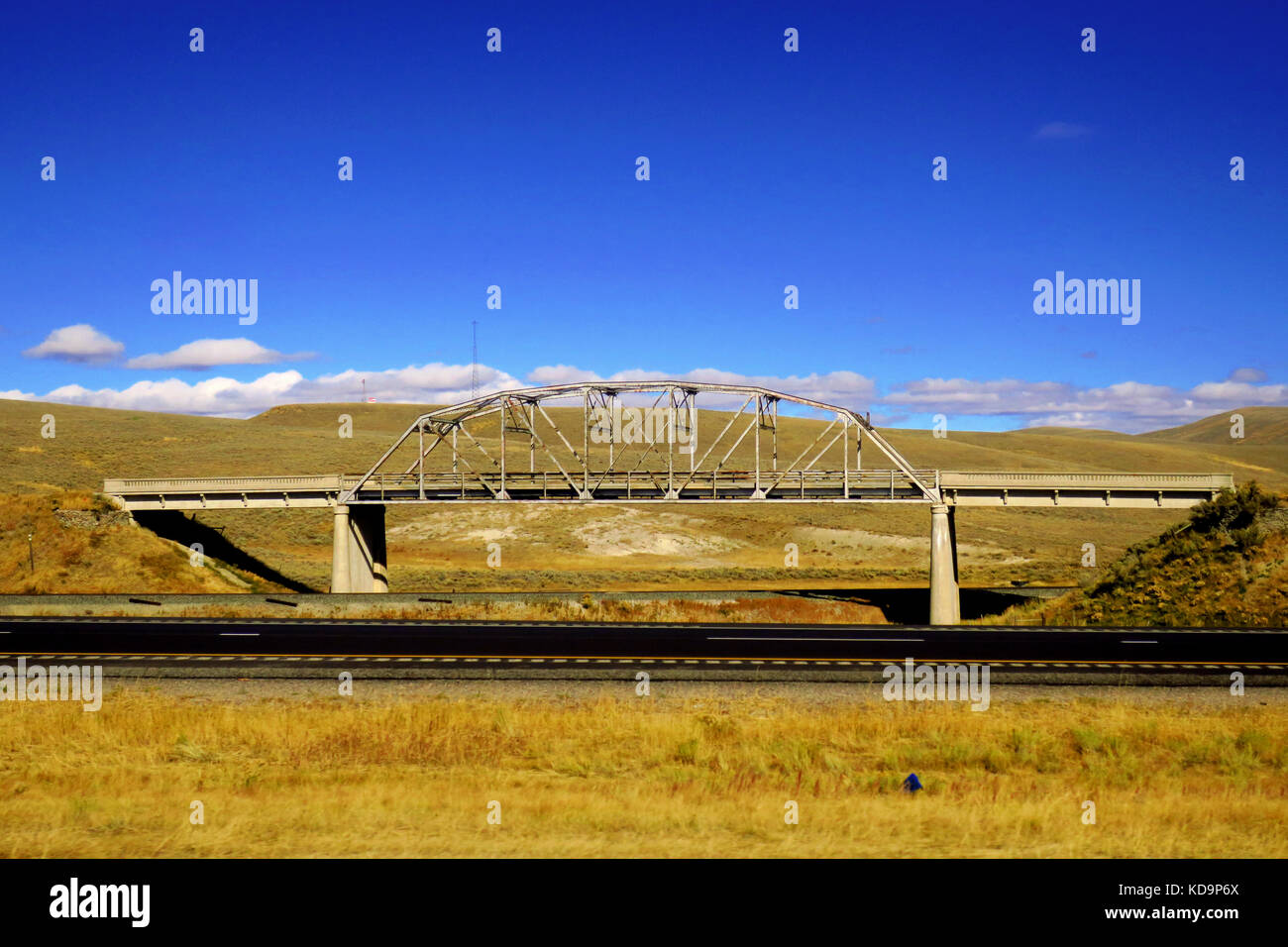 A railroad bridge in Utah Stock Photo - Alamy