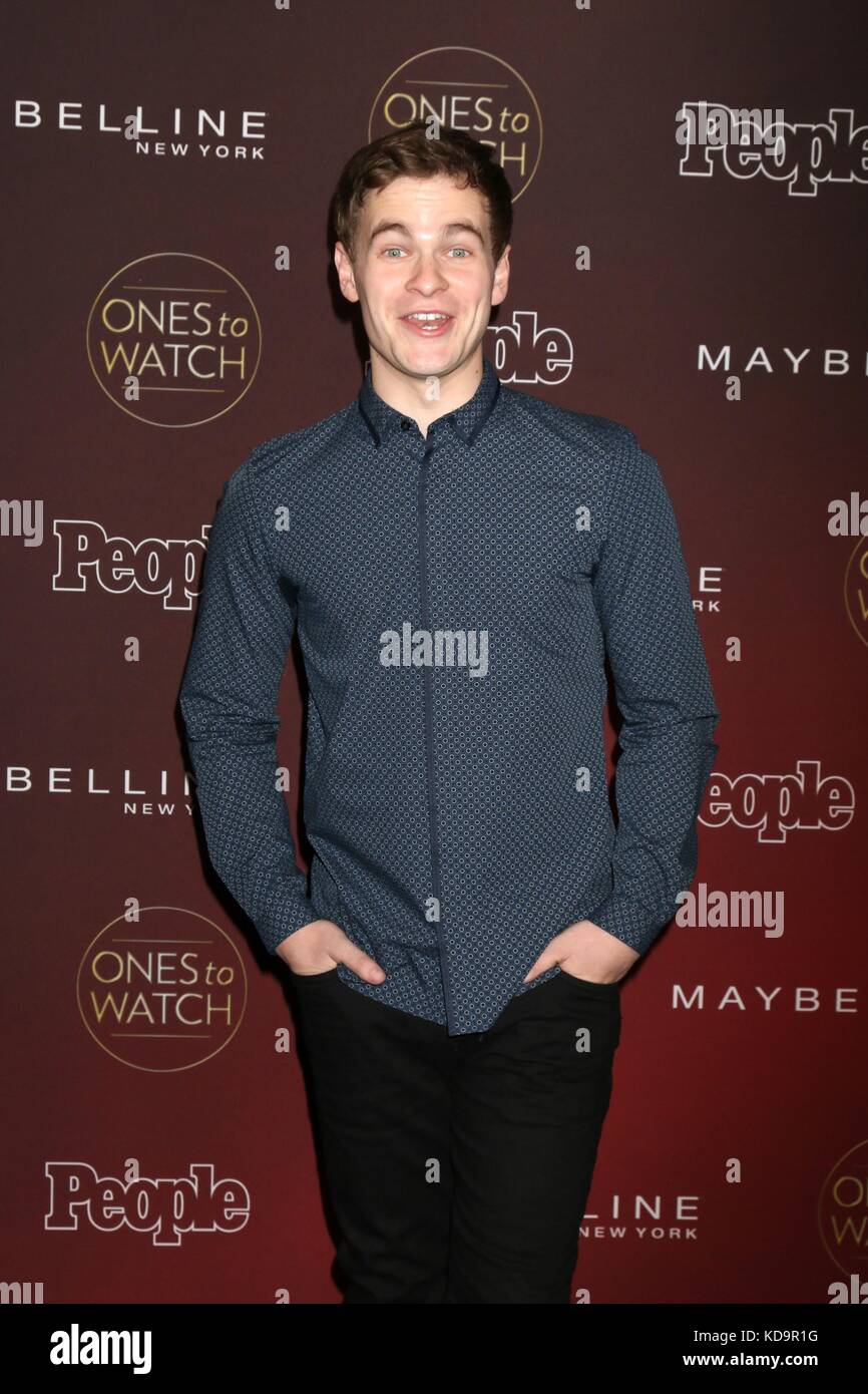 Graham patrick martin hi-res stock photography and images - Alamy