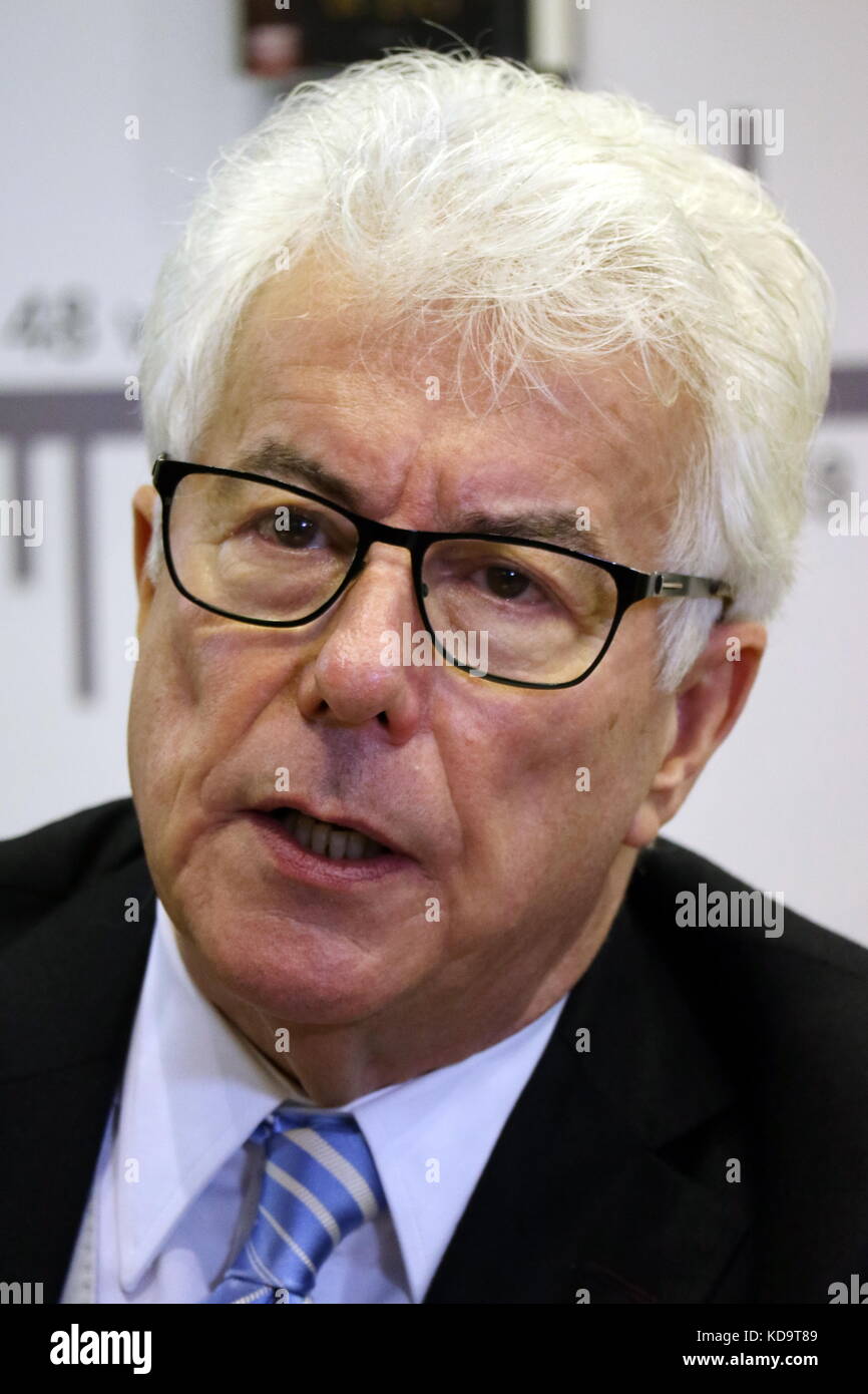 Frankfurt, Germany. 11th October, 2017. British author Ken Follett ...
