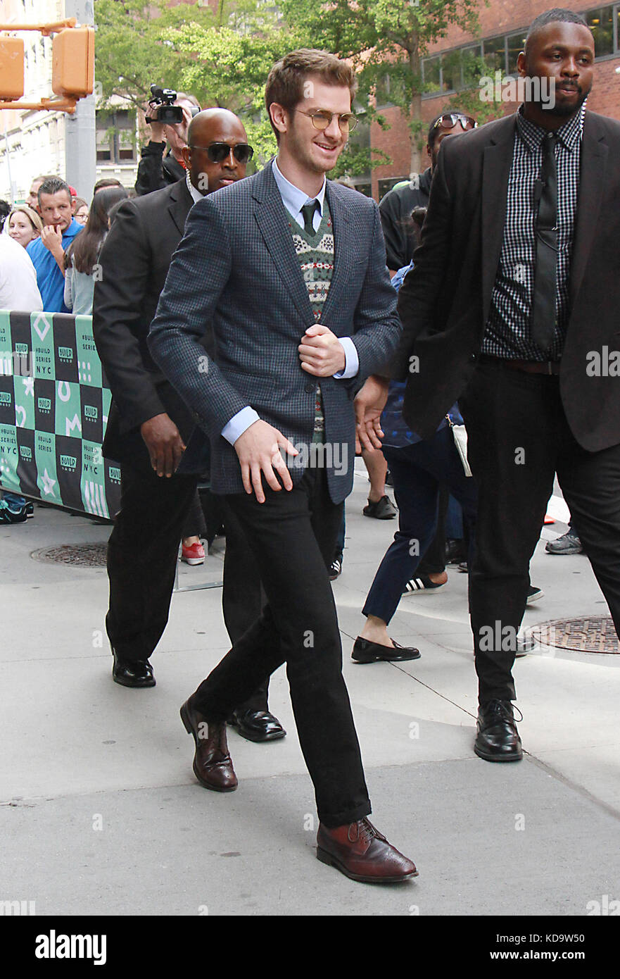 New York, NY, USA. 11th Oct, 2017. Anderw Garfield seen at AOL's Build ...