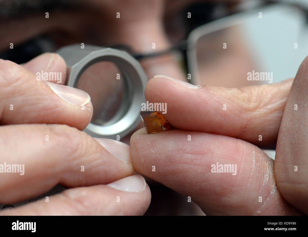 Idar-Oberstein, Germany. 25th Sep, 2017. Bernd Mildenberger, manager of ...