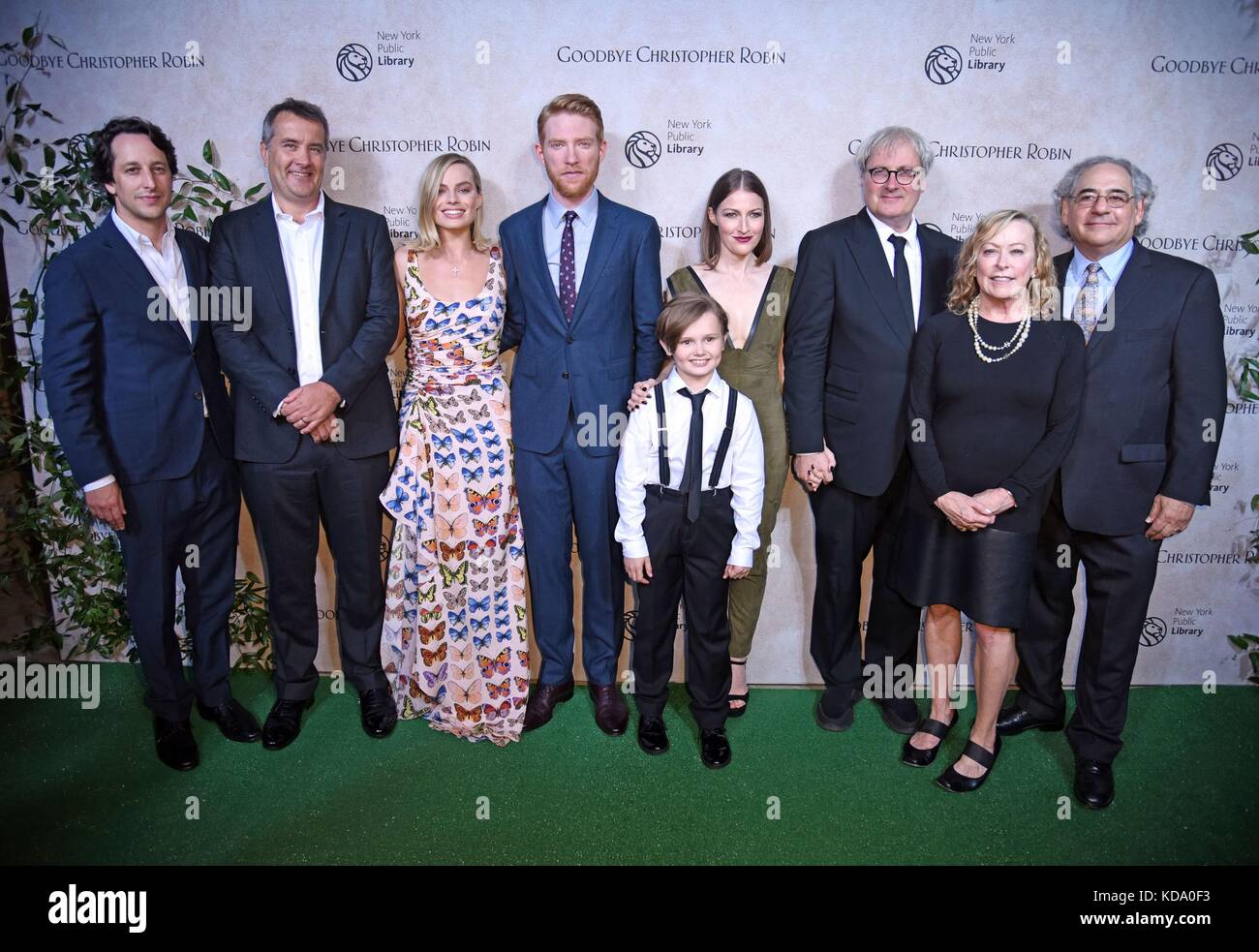 Robin curtis hi-res stock photography and images - Alamy