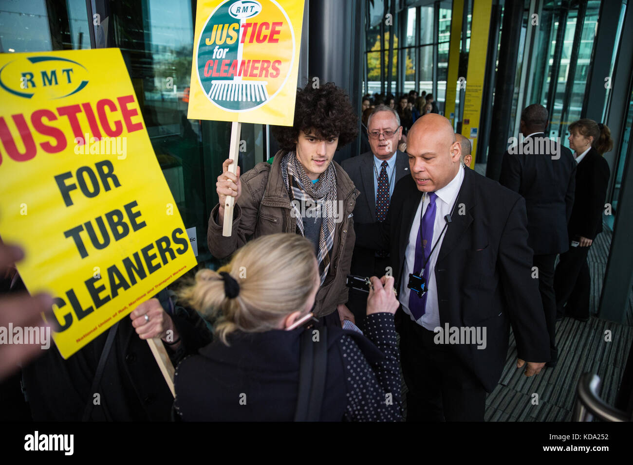 London, UK. 12th October, 2017. Security guards clear London ...