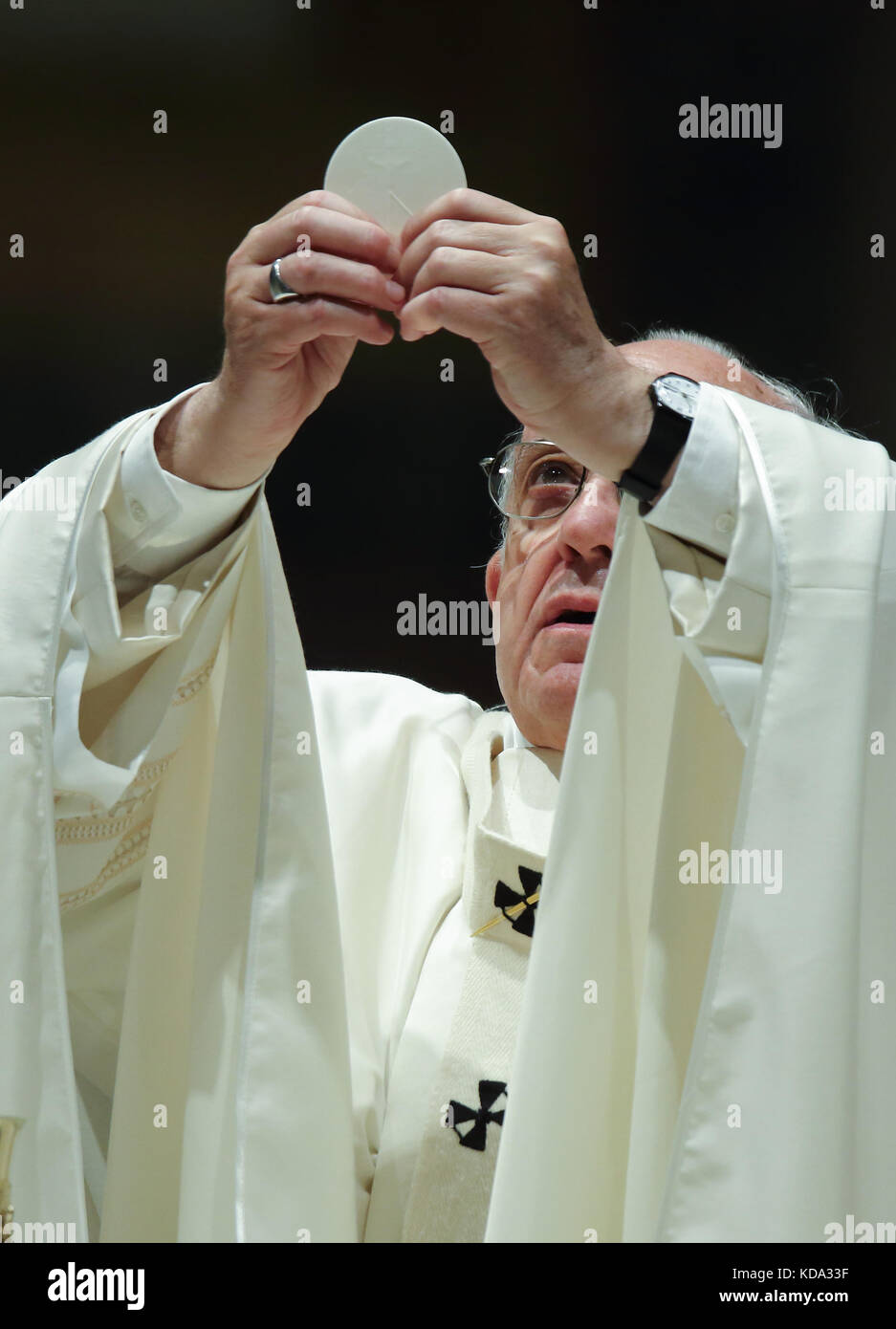 Rome, Italy. 12th October, 2017. Pope Francis celebrates mass in the ...