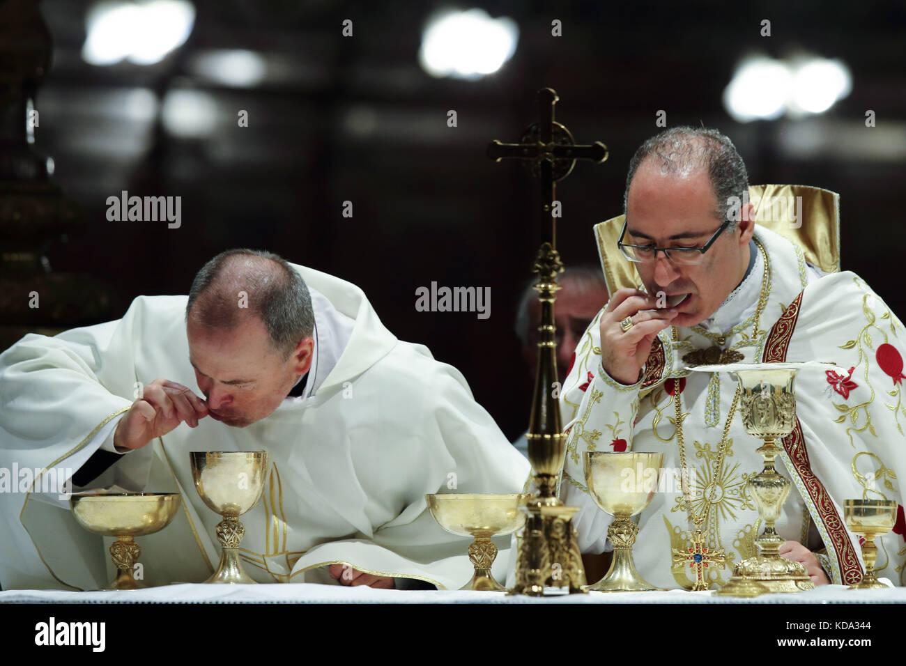 Rome, Italy. 12th October, 2017. Pope Francis celebrates mass in the ...