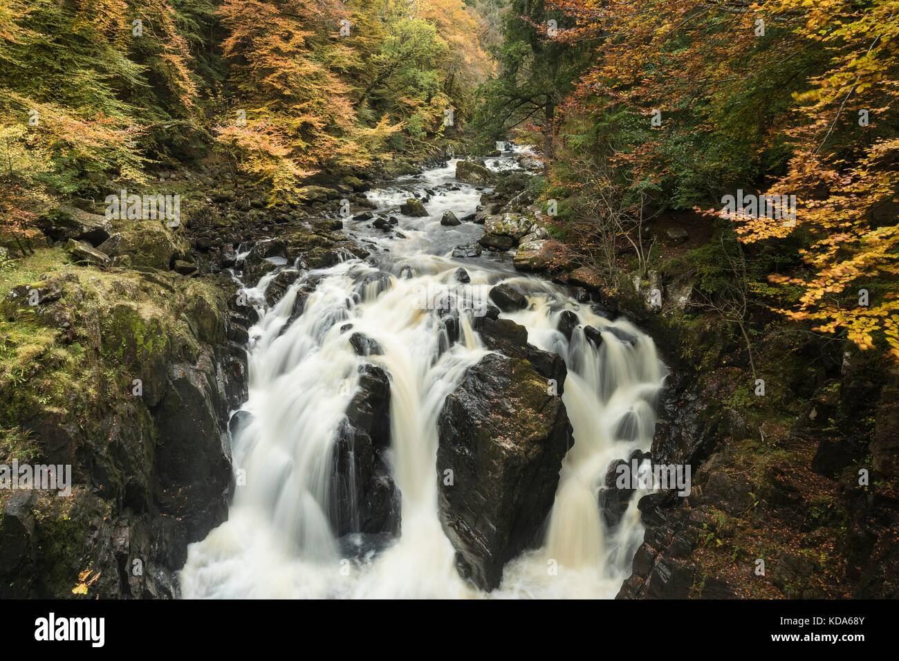 Black linn falls hi-res stock photography and images - Alamy