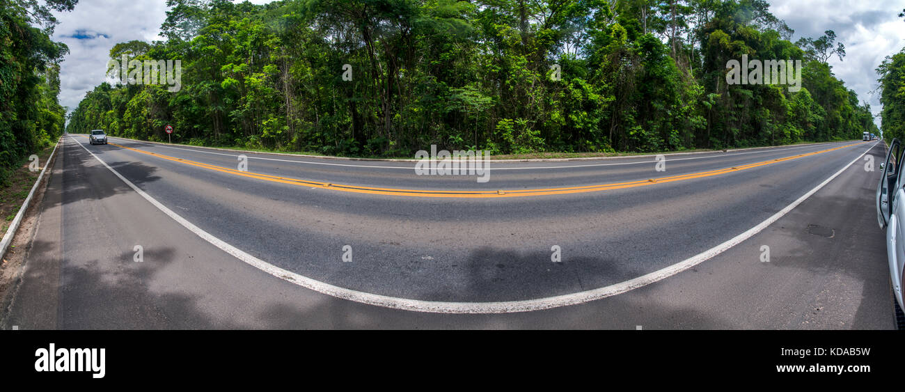 "Rodovia BR 101 (Estrada) fotografado em Linhares, Espírito Santo ...