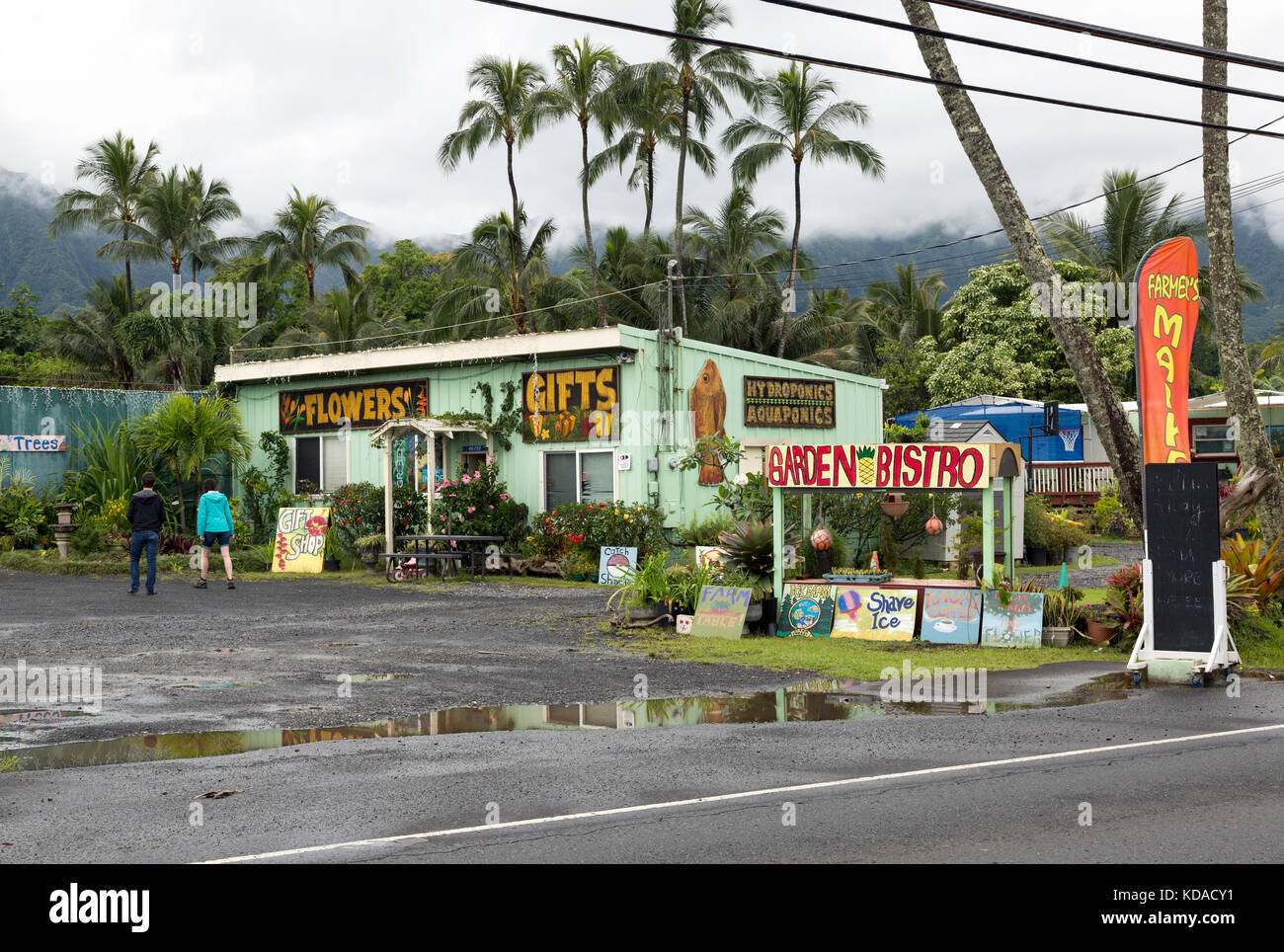 Flower shops hi-res stock photography and images - Alamy