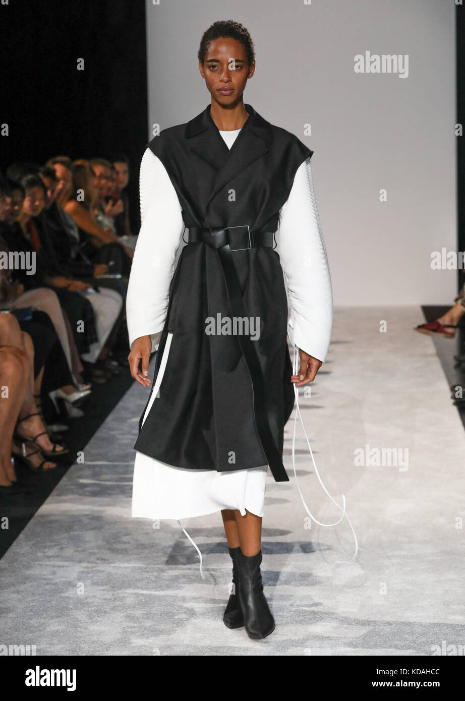 New York Fashion Week S/S 2018 - Naersi - Runway Featuring: Model Where ...