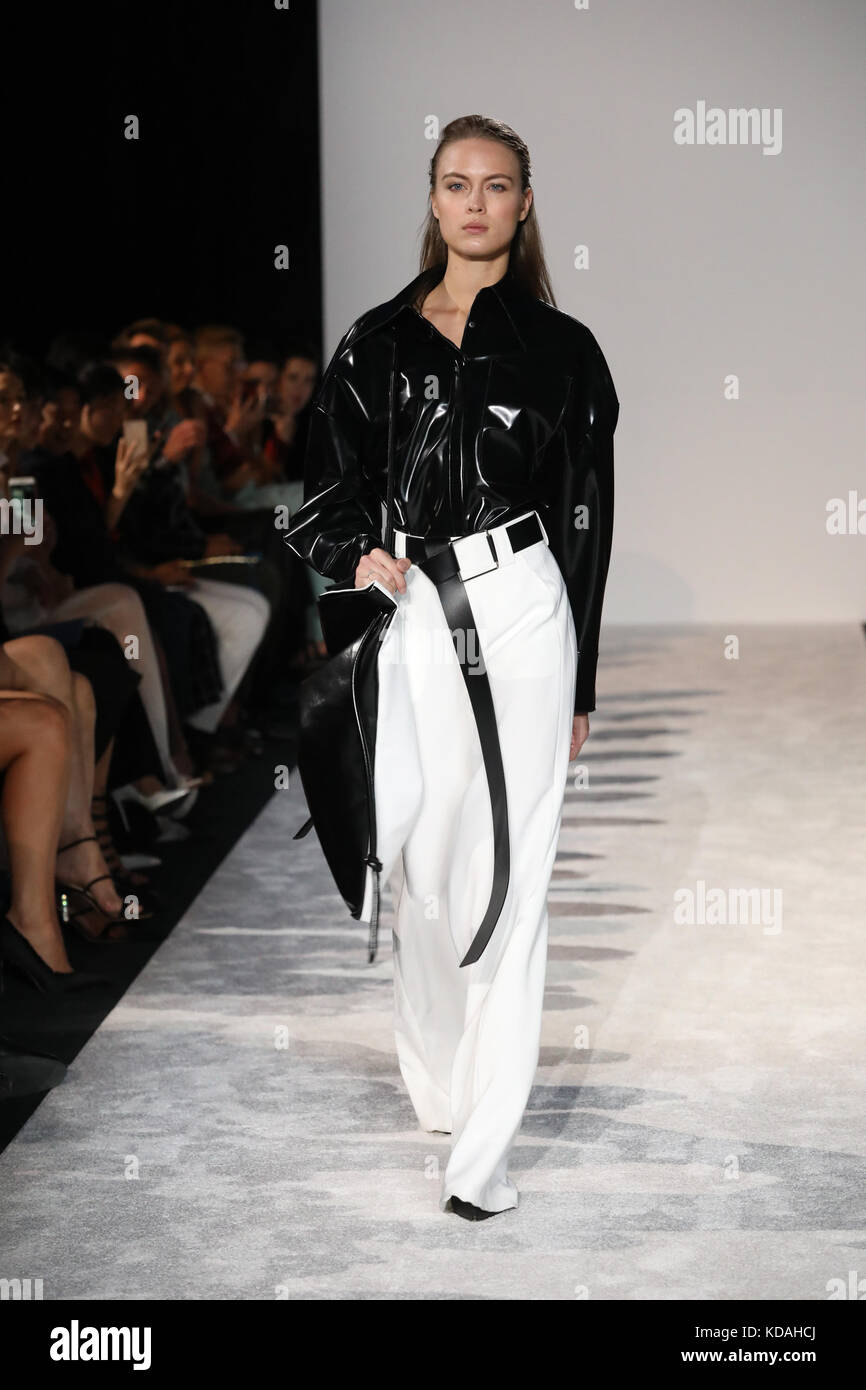 New York Fashion Week S/S 2018 - Naersi - Runway Featuring: Model Where ...