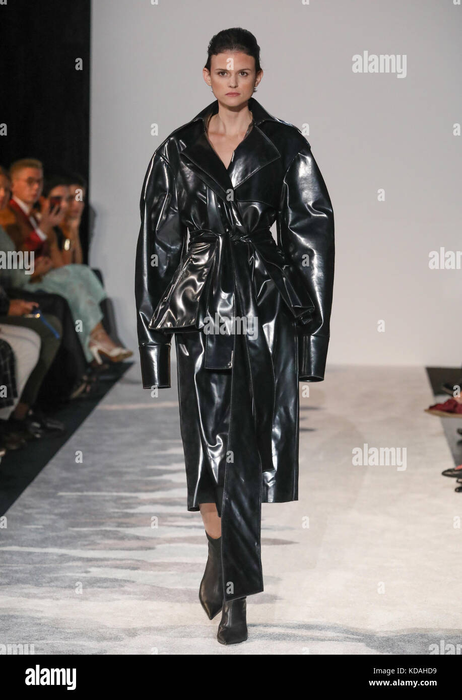 New York Fashion Week S/S 2018 - Naersi - Runway Featuring: Model Where ...