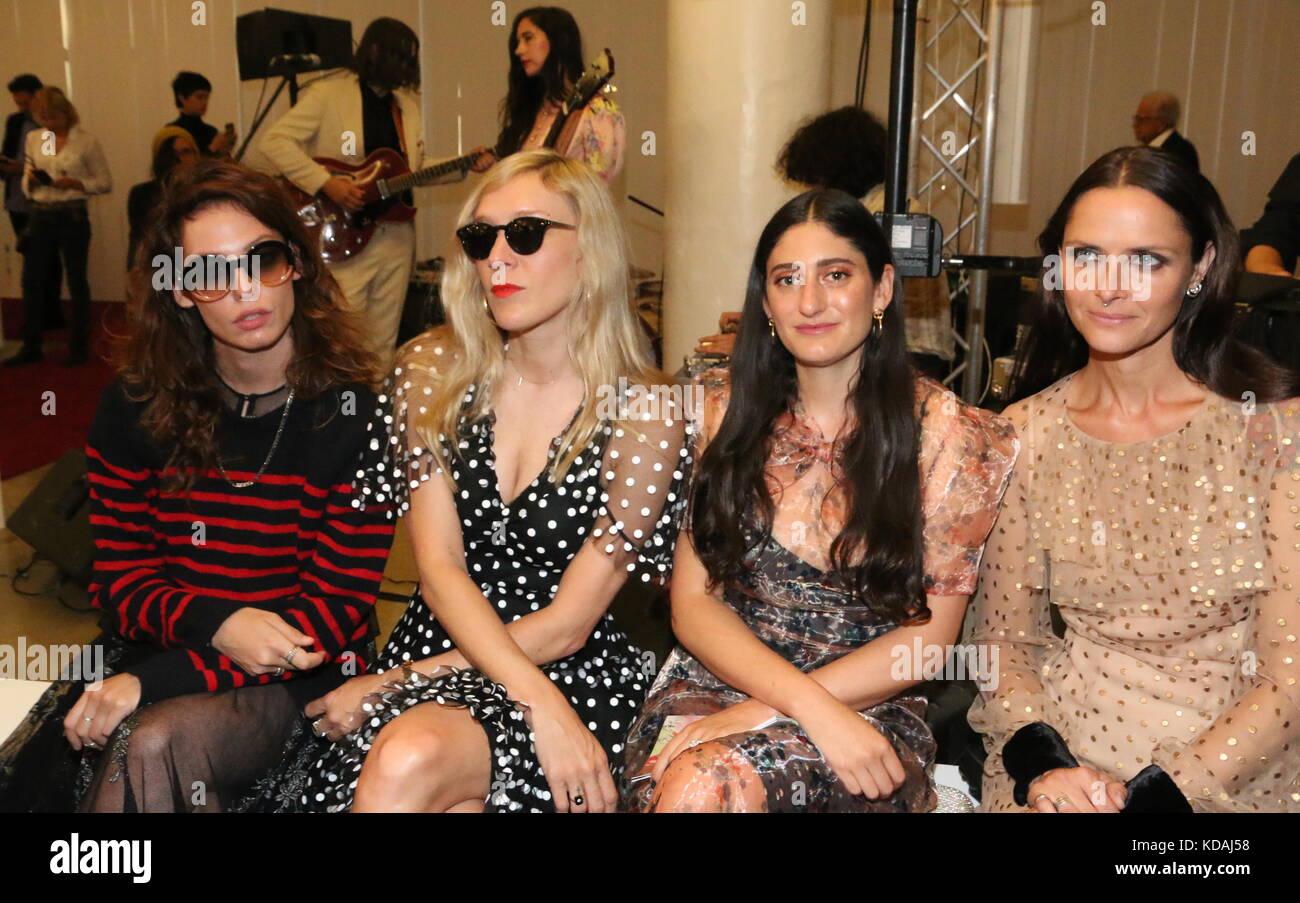 New York Fashion Week S/S 2018 - Jill Stuart Front Row and Outside ...