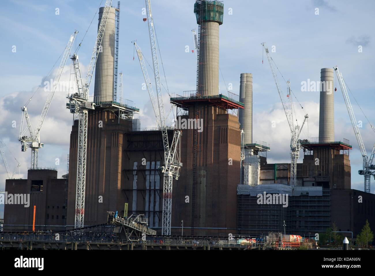 Battersea Power station Stock Photo - Alamy