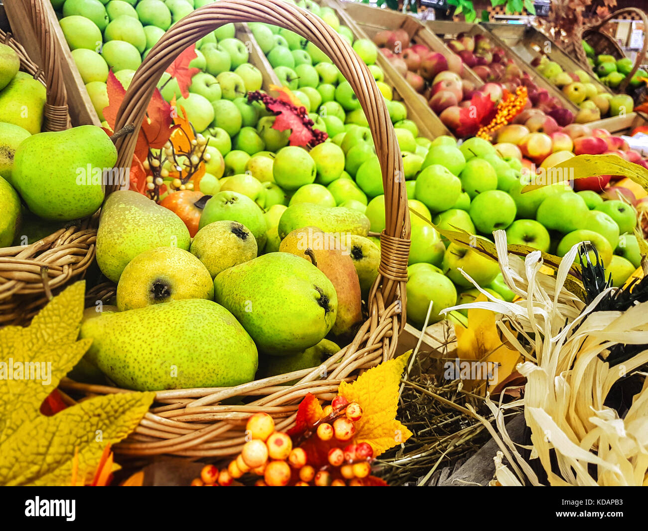 Vintage fruit stand hi-res stock photography and images - Alamy