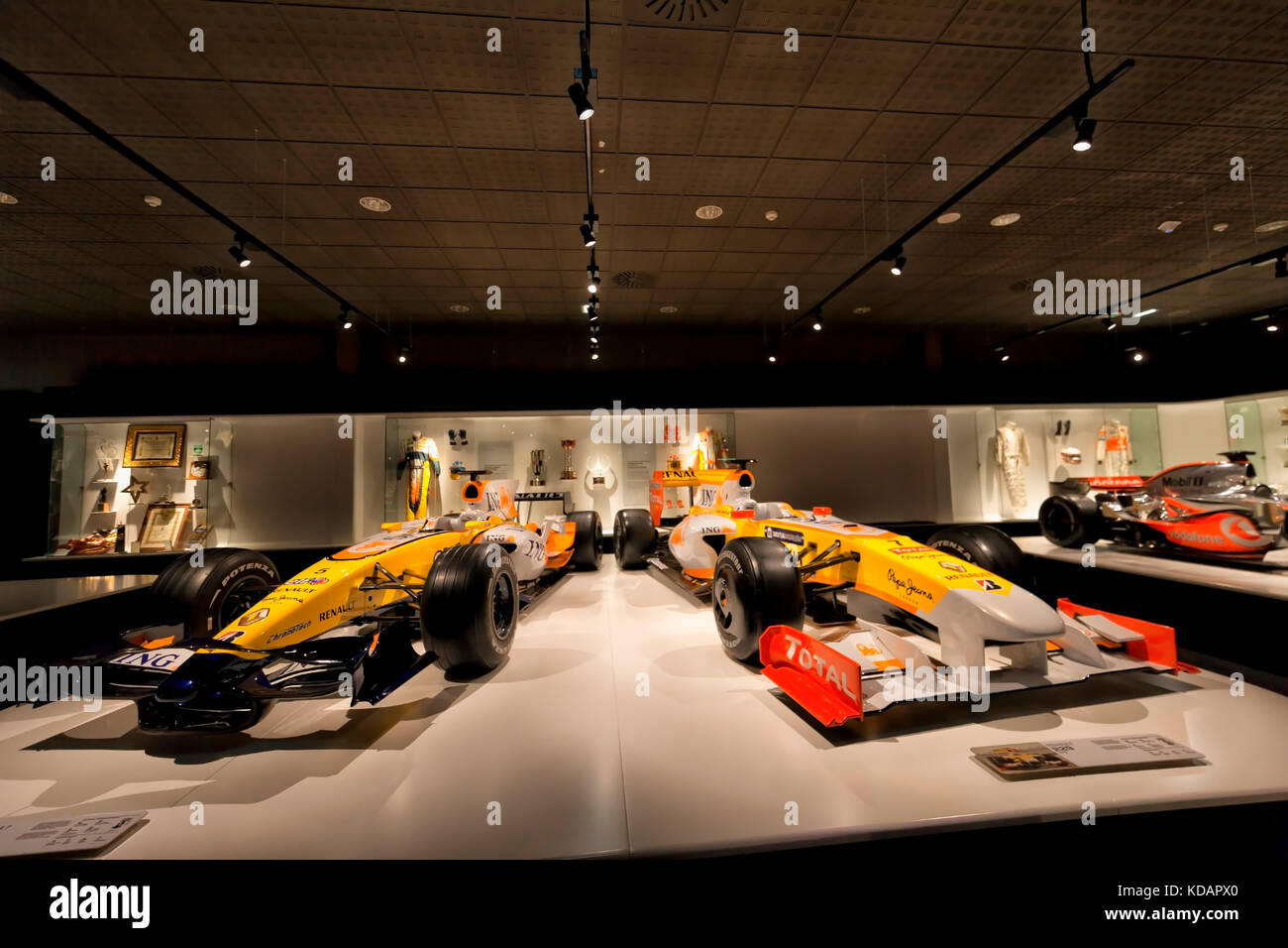 Renaults of F1 with which competed Fernando Alonso in years 2008 and ...