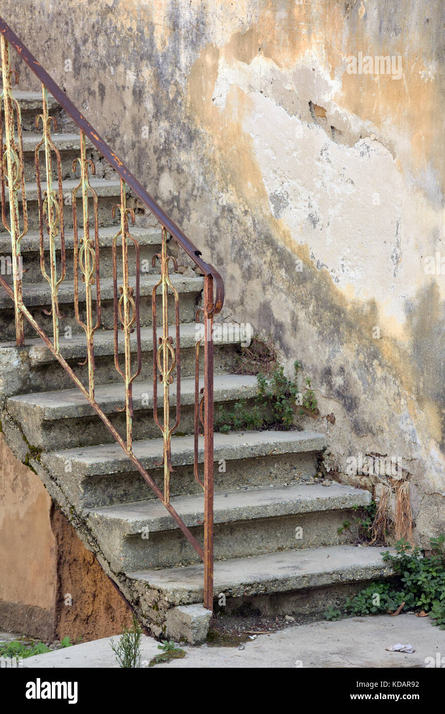 Paintwork going rusty hi-res stock photography and images - Alamy