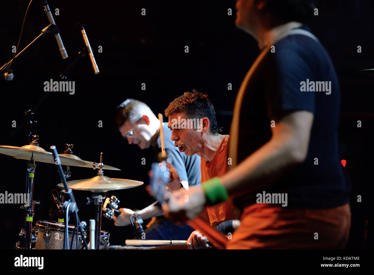 Shellac band hi-res stock photography and images - Alamy