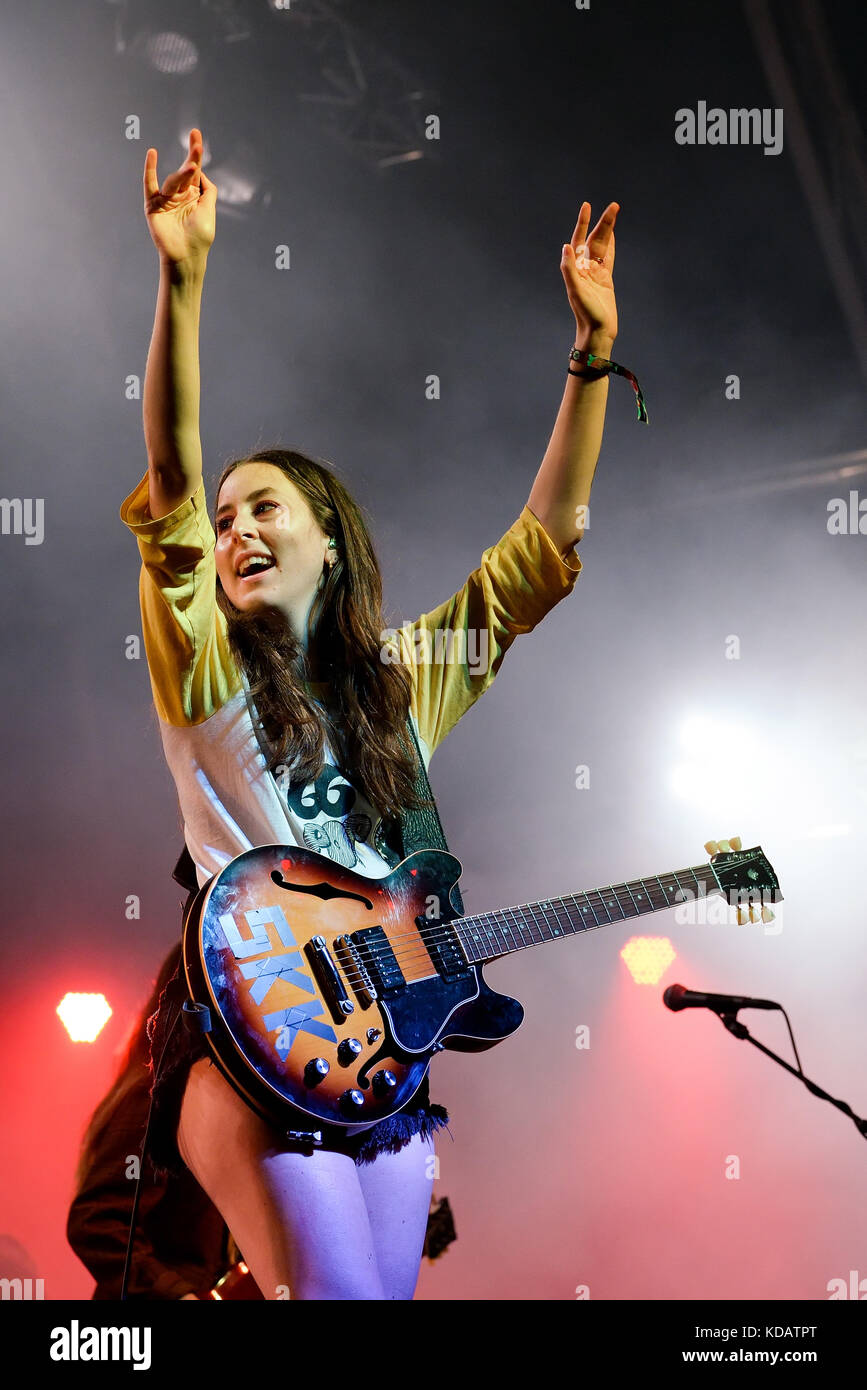 Haim hi-res stock photography and images - Alamy