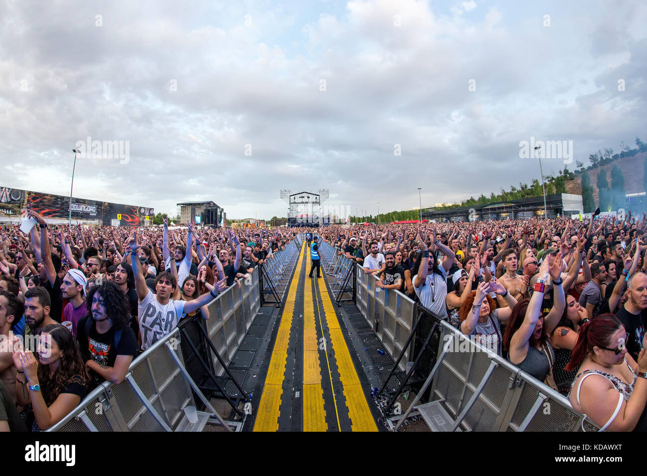 Outdoor stage metal crowd hi-res stock photography and images - Alamy