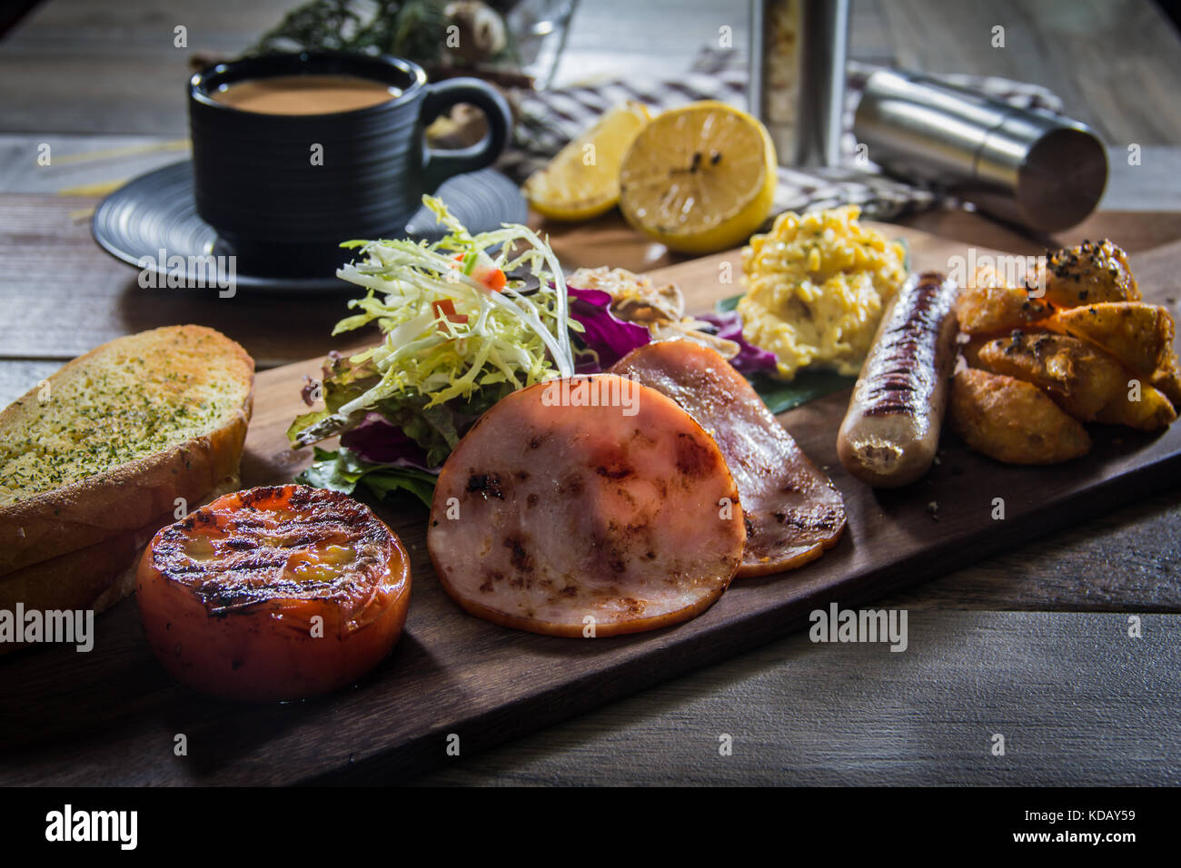 chinese chicken or seafood broth Stock Photo - Alamy