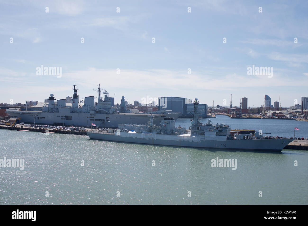 Hms kent hi-res stock photography and images - Alamy