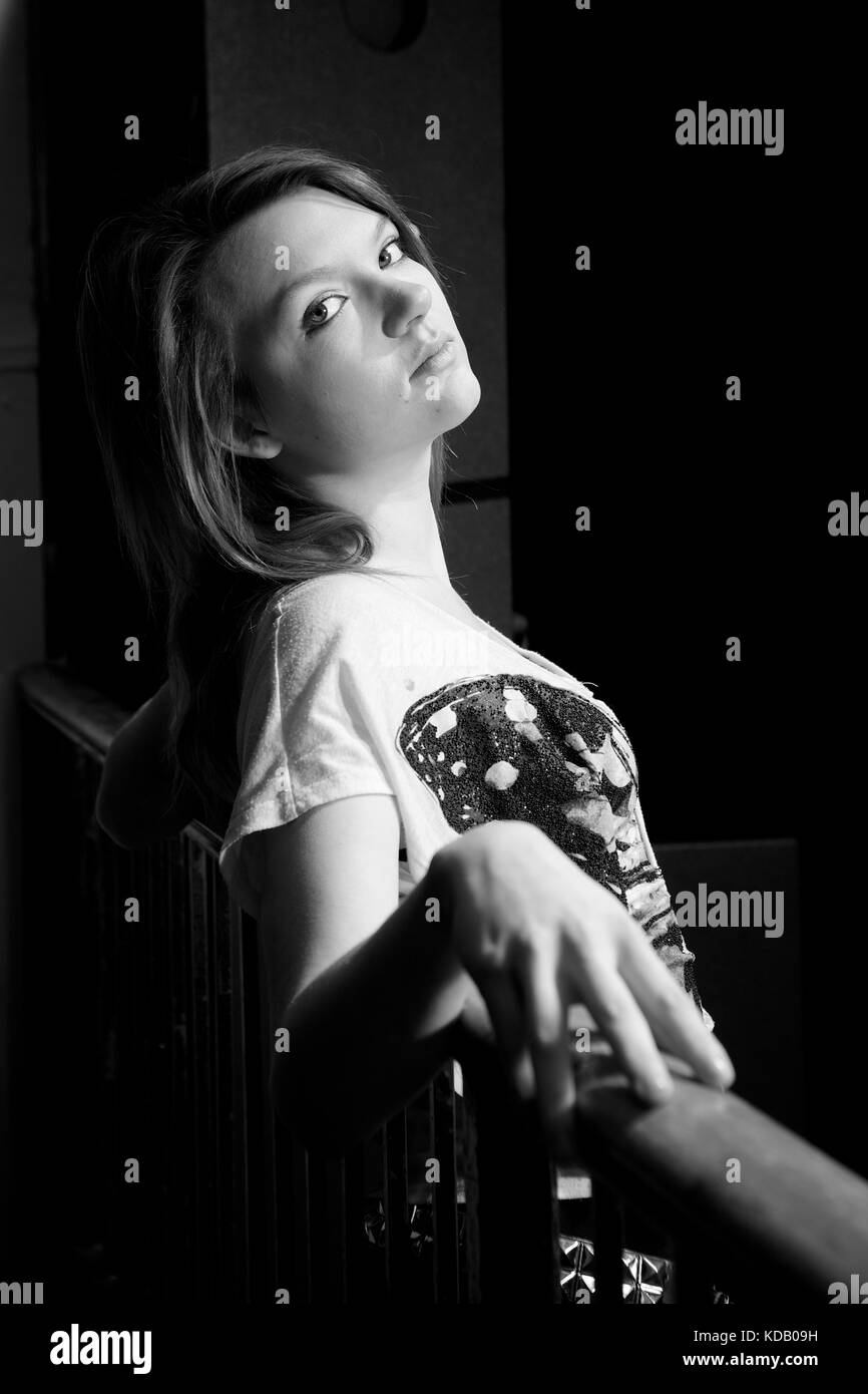 Side lighting hi-res stock photography and images - Alamy