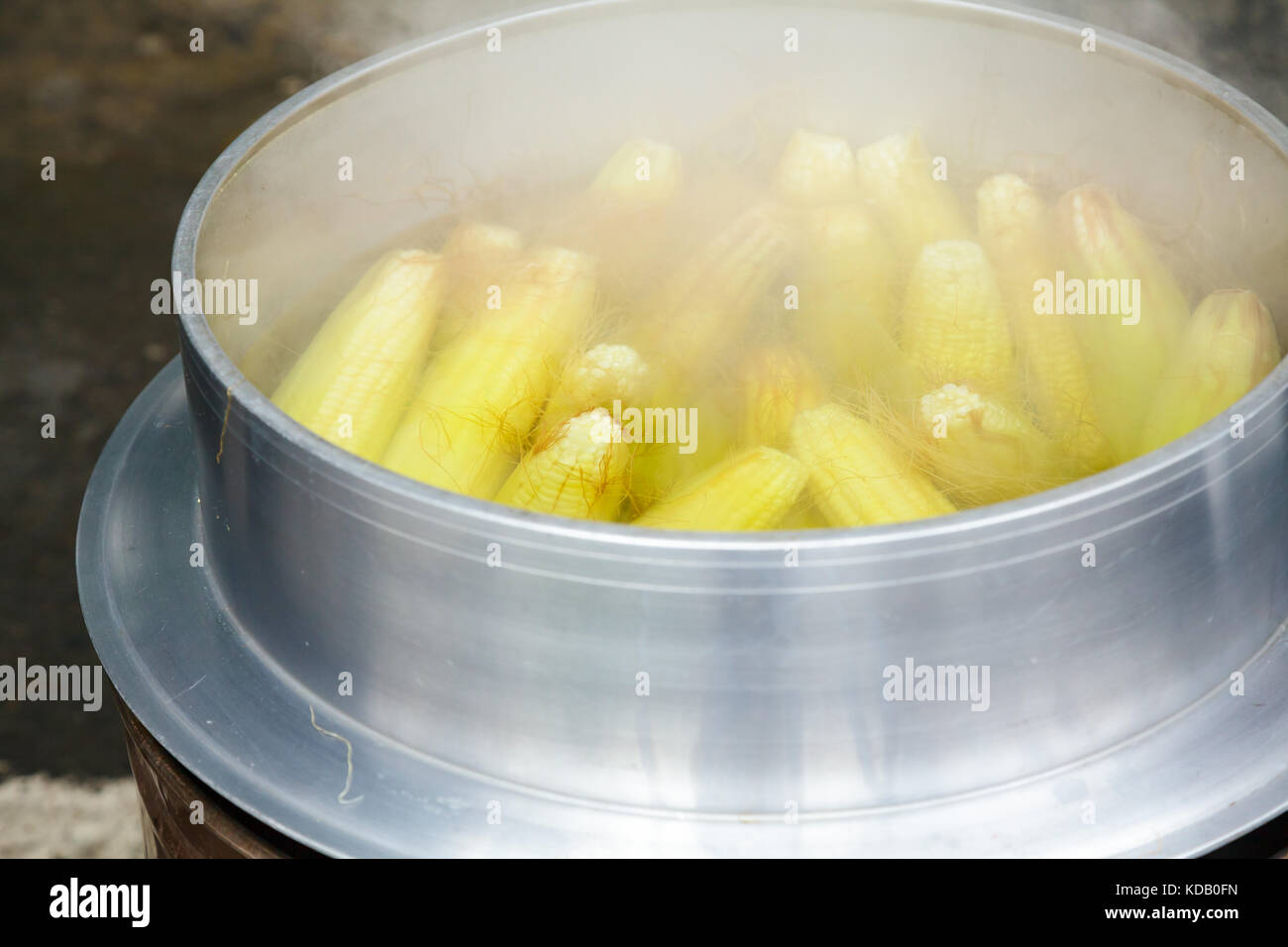 Boiling corn hi-res stock photography and images - Alamy