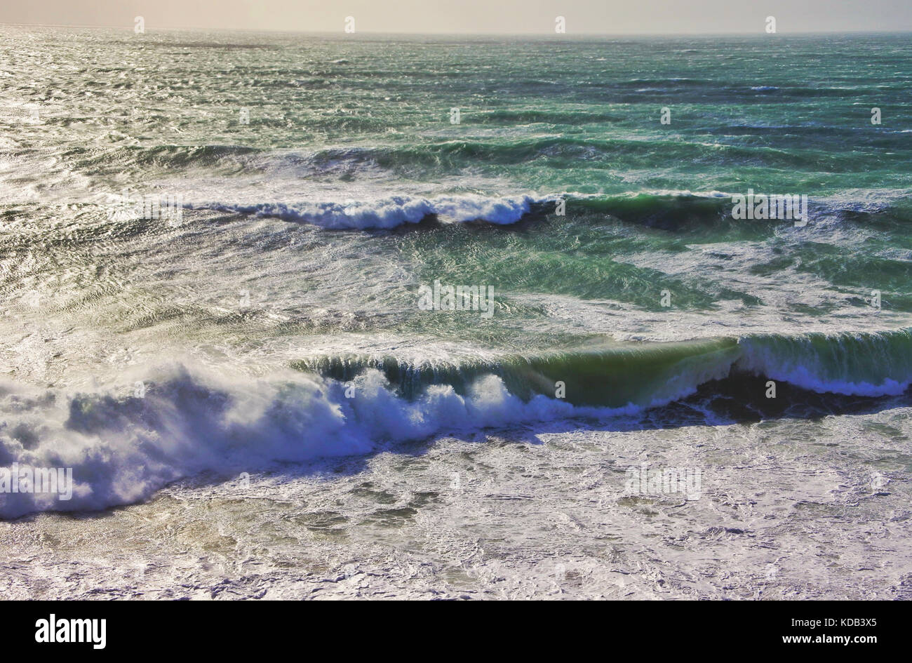 Sea surge cornwall hi-res stock photography and images - Alamy