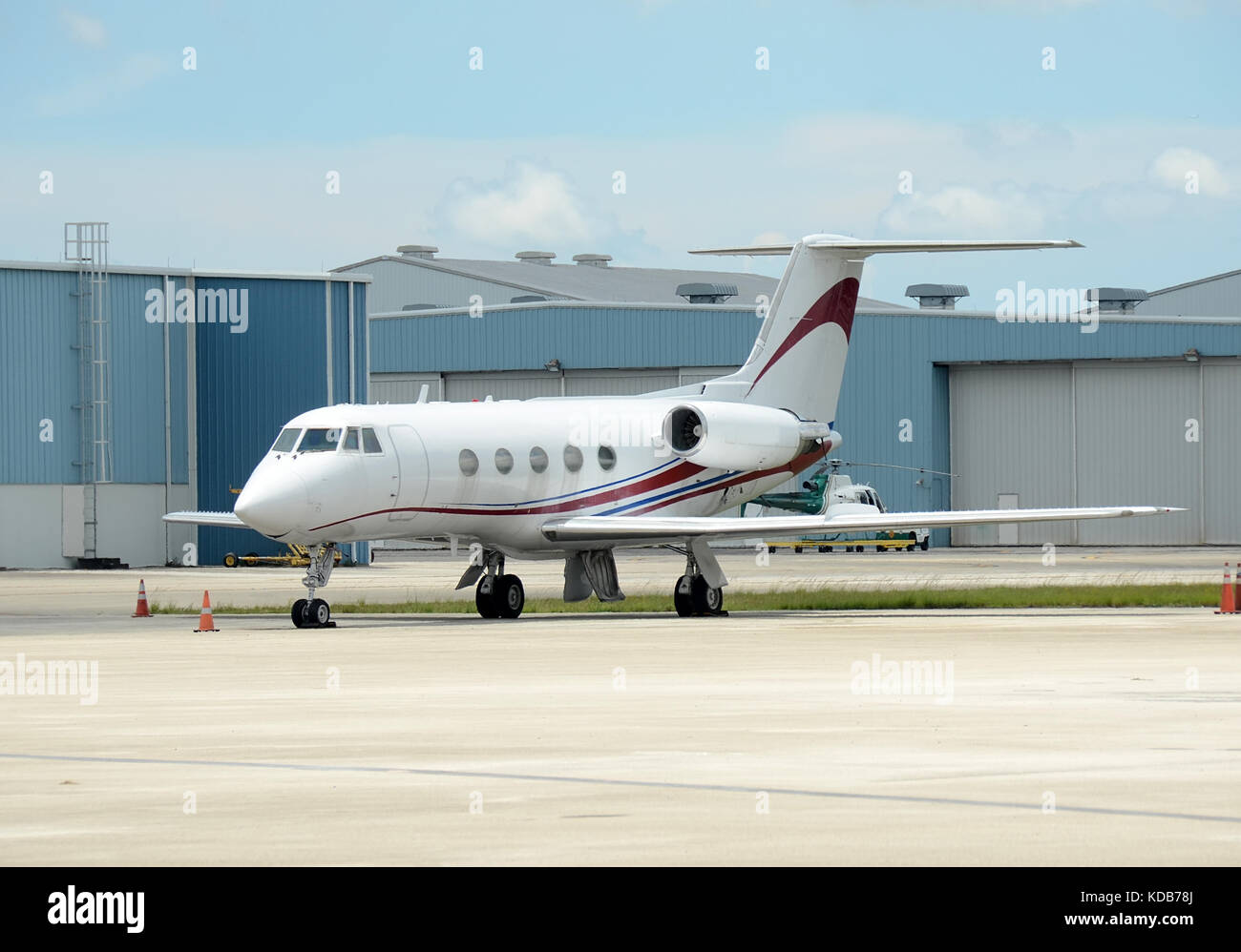 Charter jet hi-res stock photography and images - Alamy