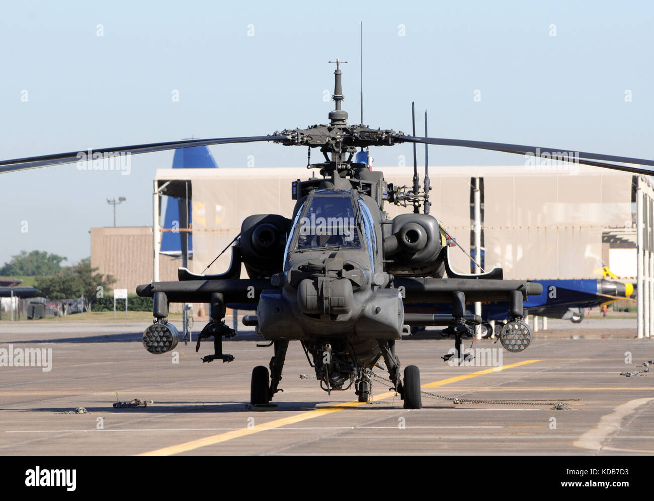 Modern US military helicopter on the ground Stock Photo - Alamy
