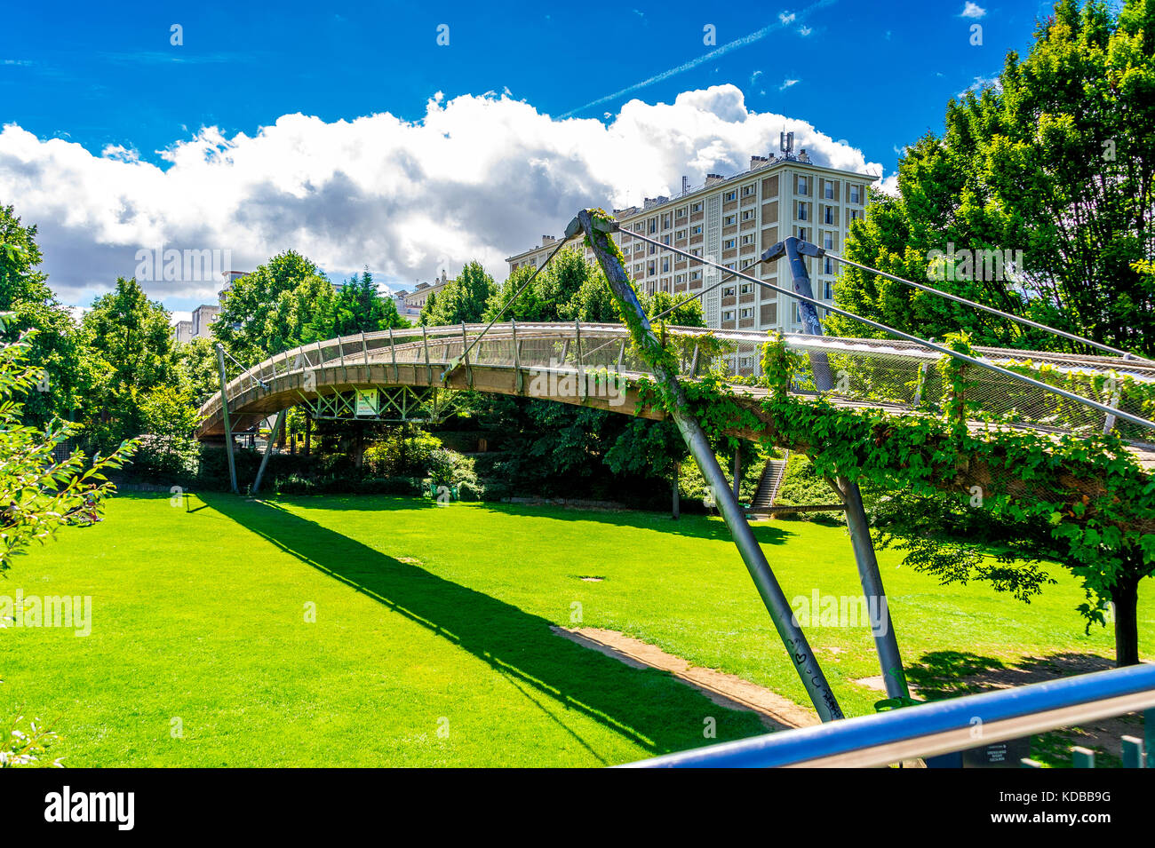 The Promenade Plantee walk in Paris, France Stock Photo - Alamy
