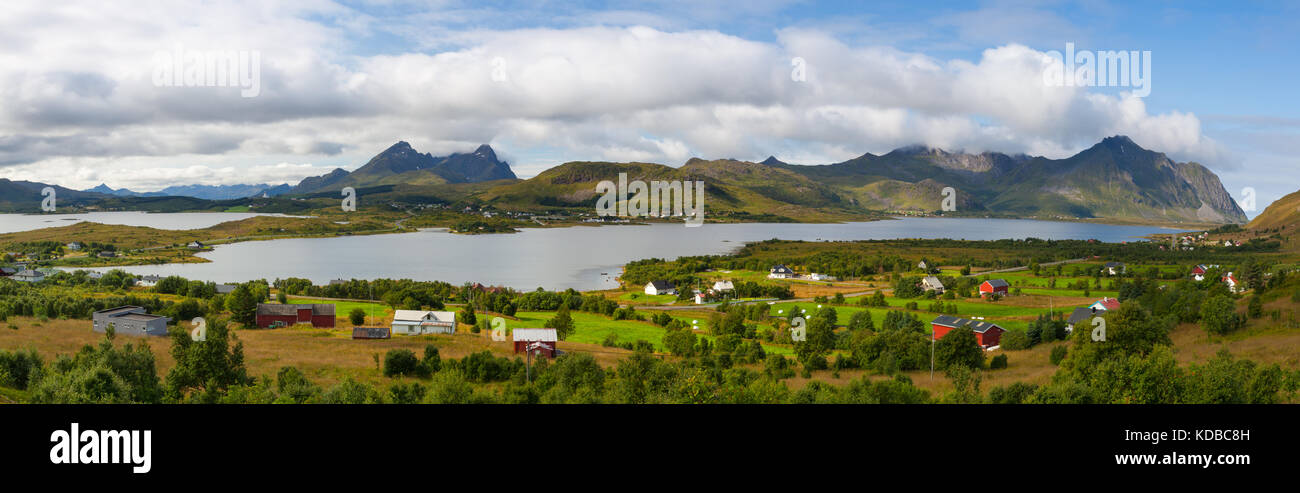 Amazing landscape near the Torvdalsveien city, Bostad, Lofoten, Norway ...