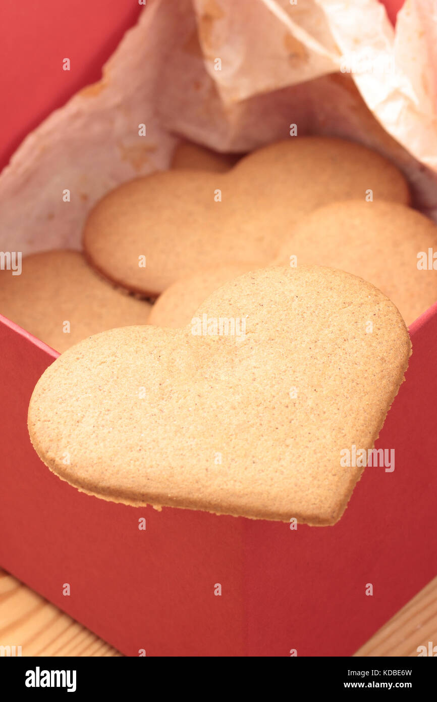 Heart shaped cookies in box Stock Photo - Alamy
