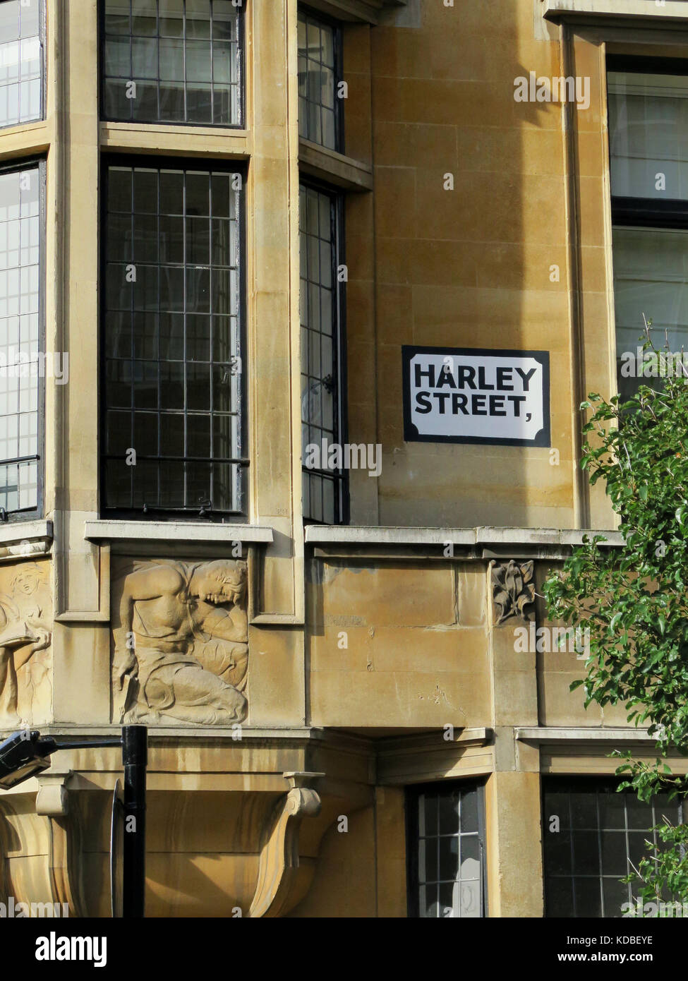 Harley Street Sign High Resolution Stock Photography and Images - Alamy
