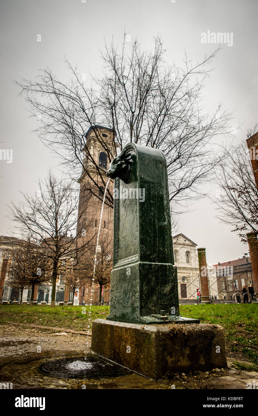 Fountain Toret in Turin Stock Photo - Alamy