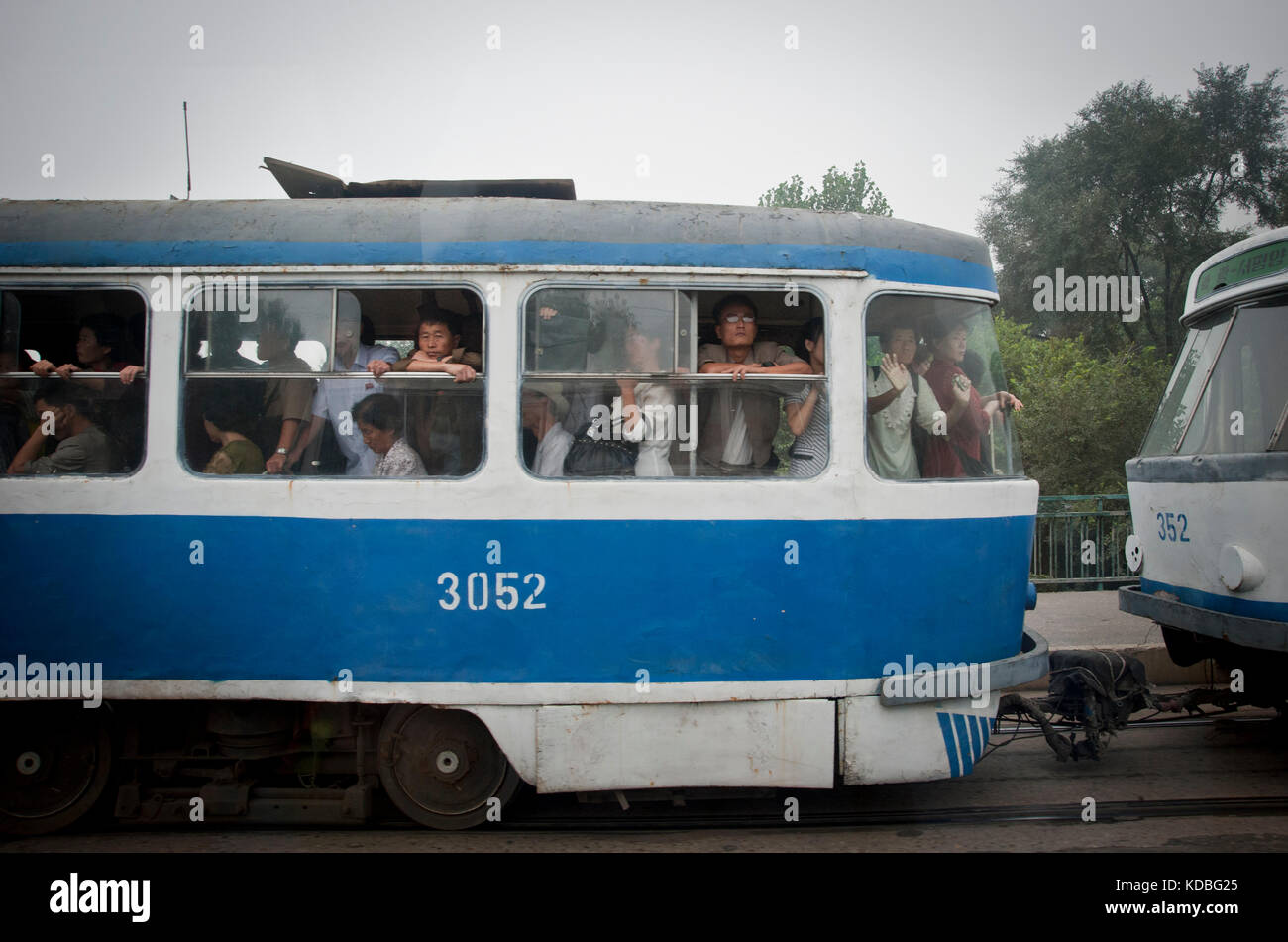 Tram à Pyongyang. Octobre 2012. Tram in Pyongyang. October 2012 Stock ...