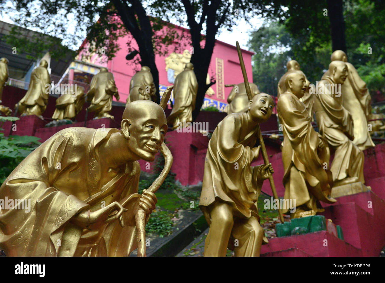 Hong-Kong. 2016/05/21. The Ten Thousand Buddhas Monastery, Buddhist ...