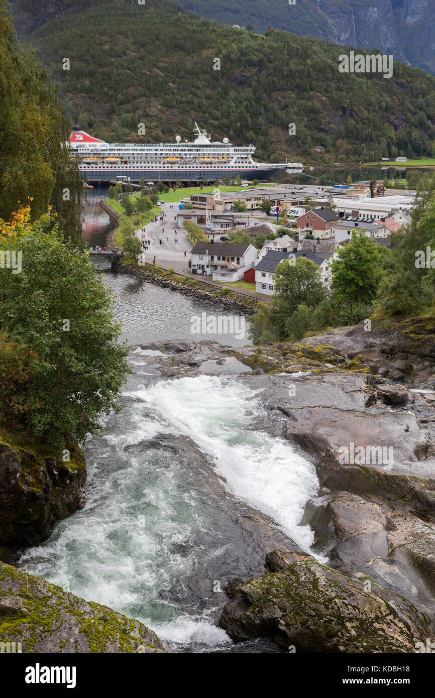 The Fred Olsen Cruise Liner, MS Balmoral at Hellesylt, Sunnylvsfjorden ...