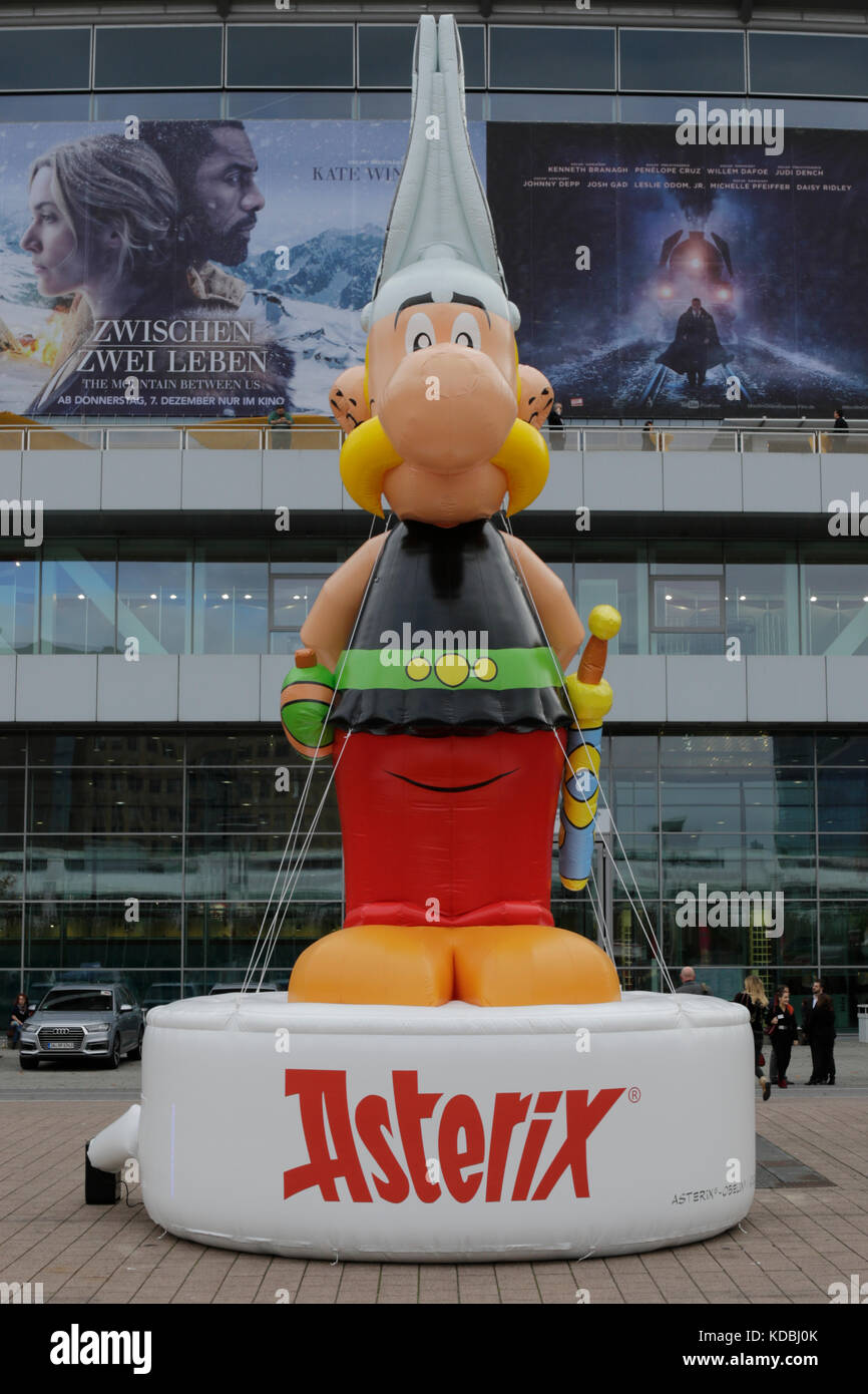 Asterix comic fair hi-res stock photography and images - Alamy